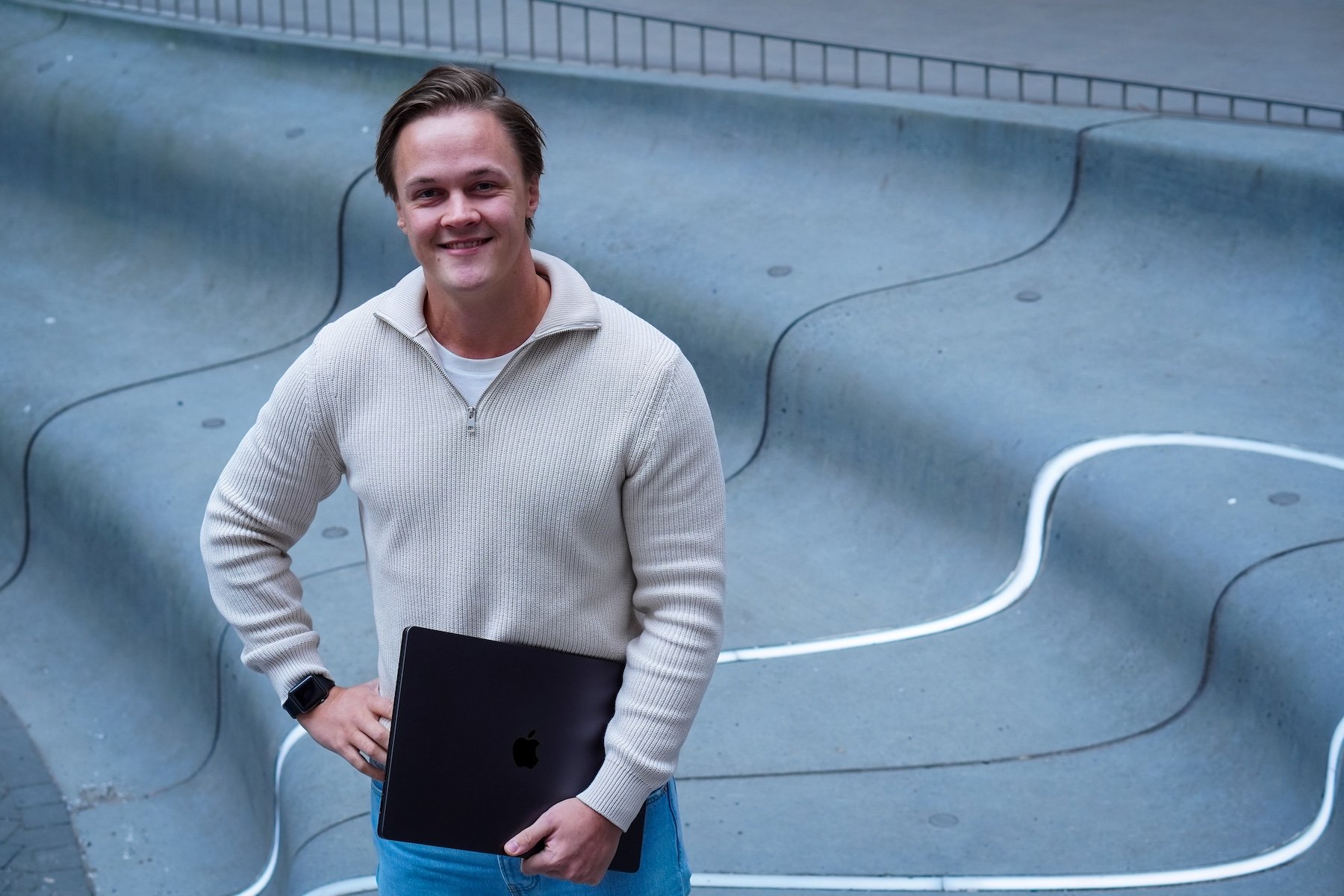 Knowit styrker KI-satsingen – ønsker Sigurd Johnsen Setså velkommen